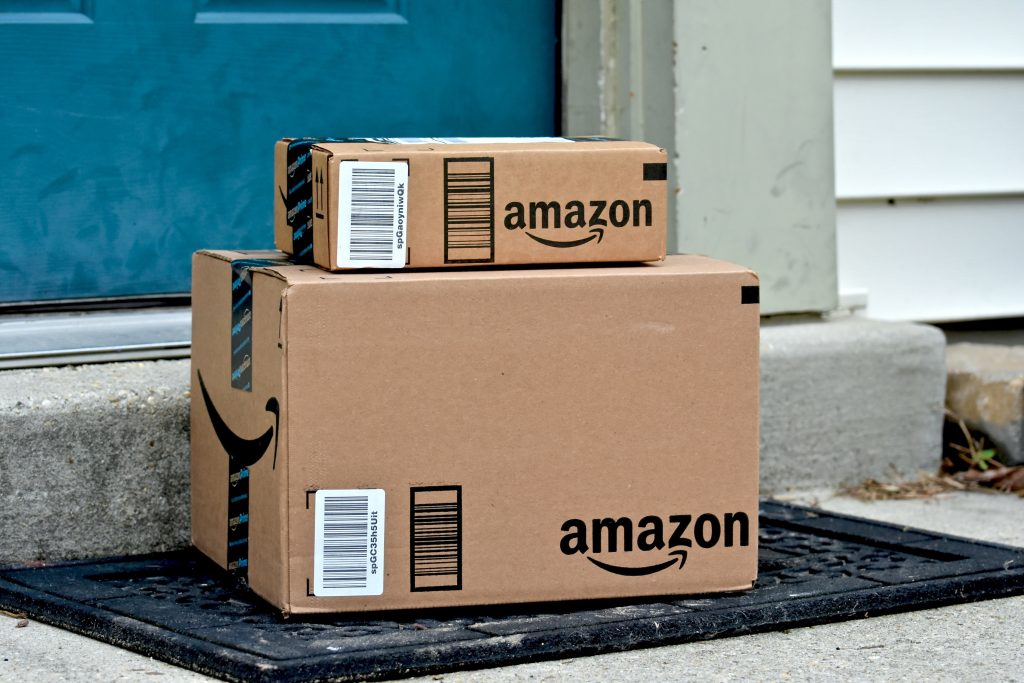 Amazon recorta tarifas en Europa para 2026 y promete aliviar costes a ...